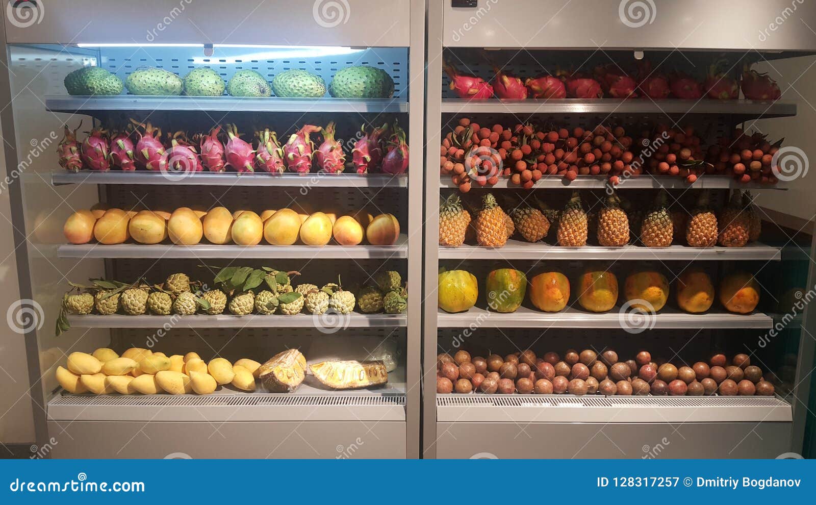 Vietnamese Fruits on the Storefront Stock Image - Image of exotic ...