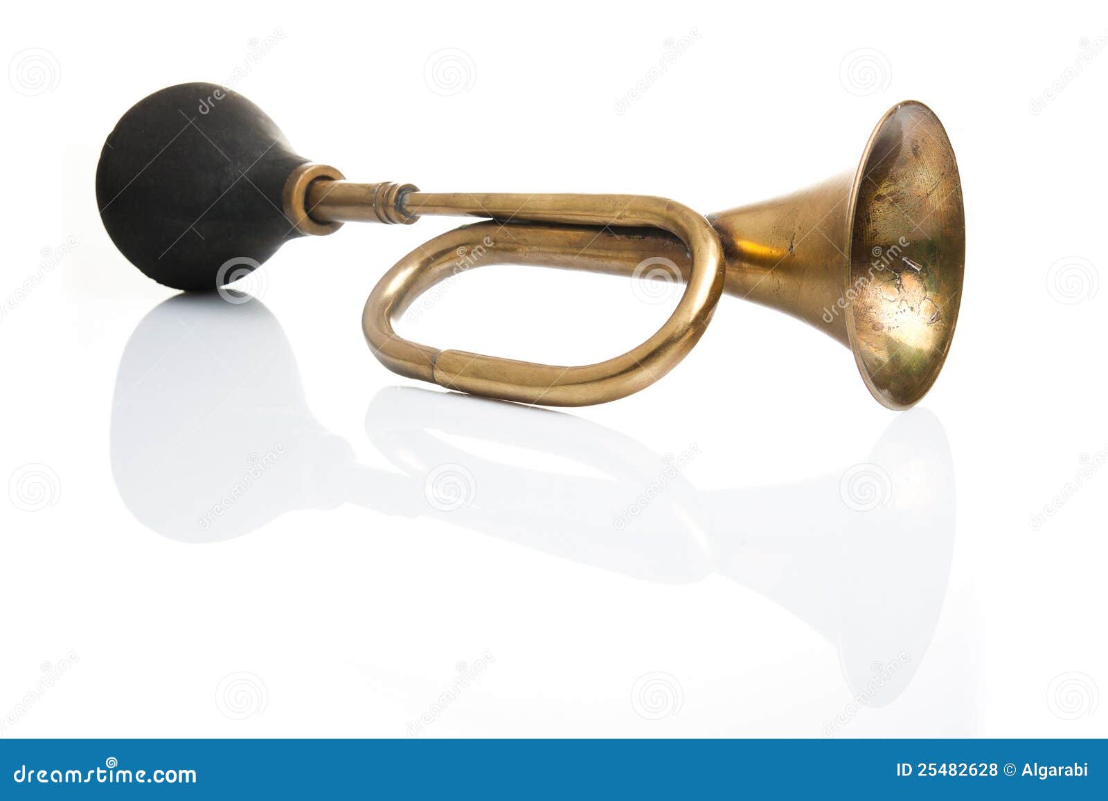 Vieux klaxon acoustique photo stock. Image du vieux, classique - 25482628