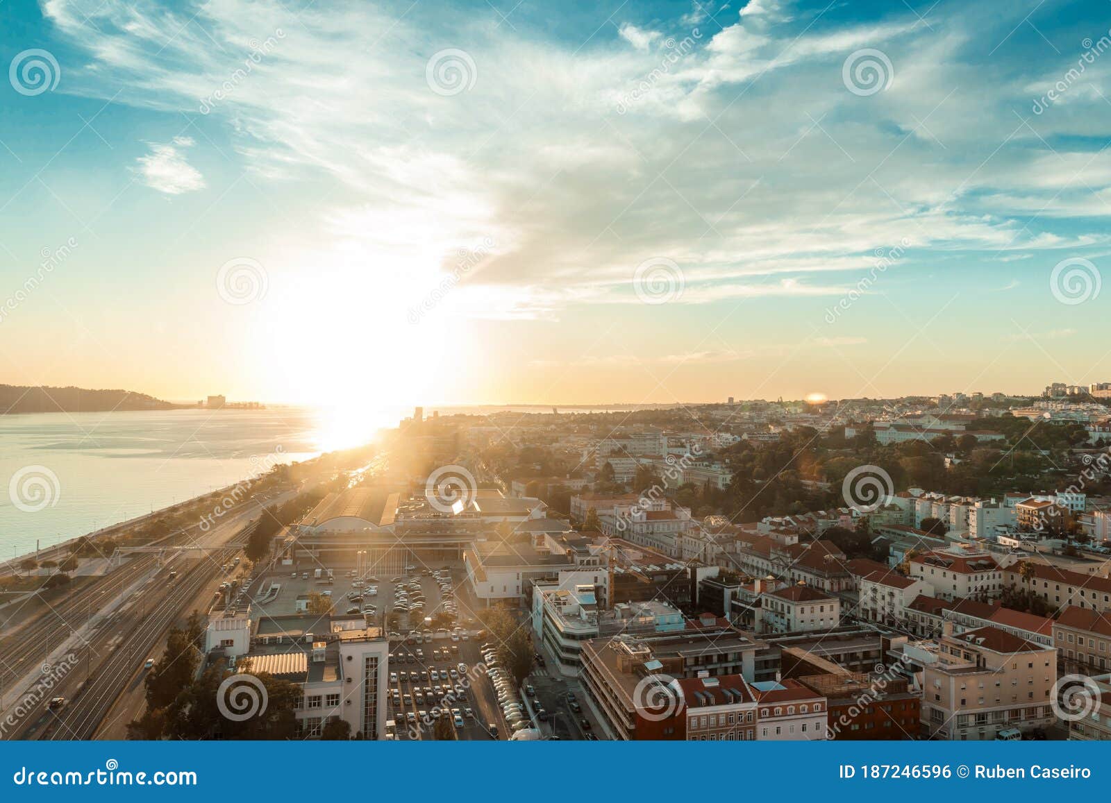 View From Above At The Gaylord Texan Resort Building At Twilight ...