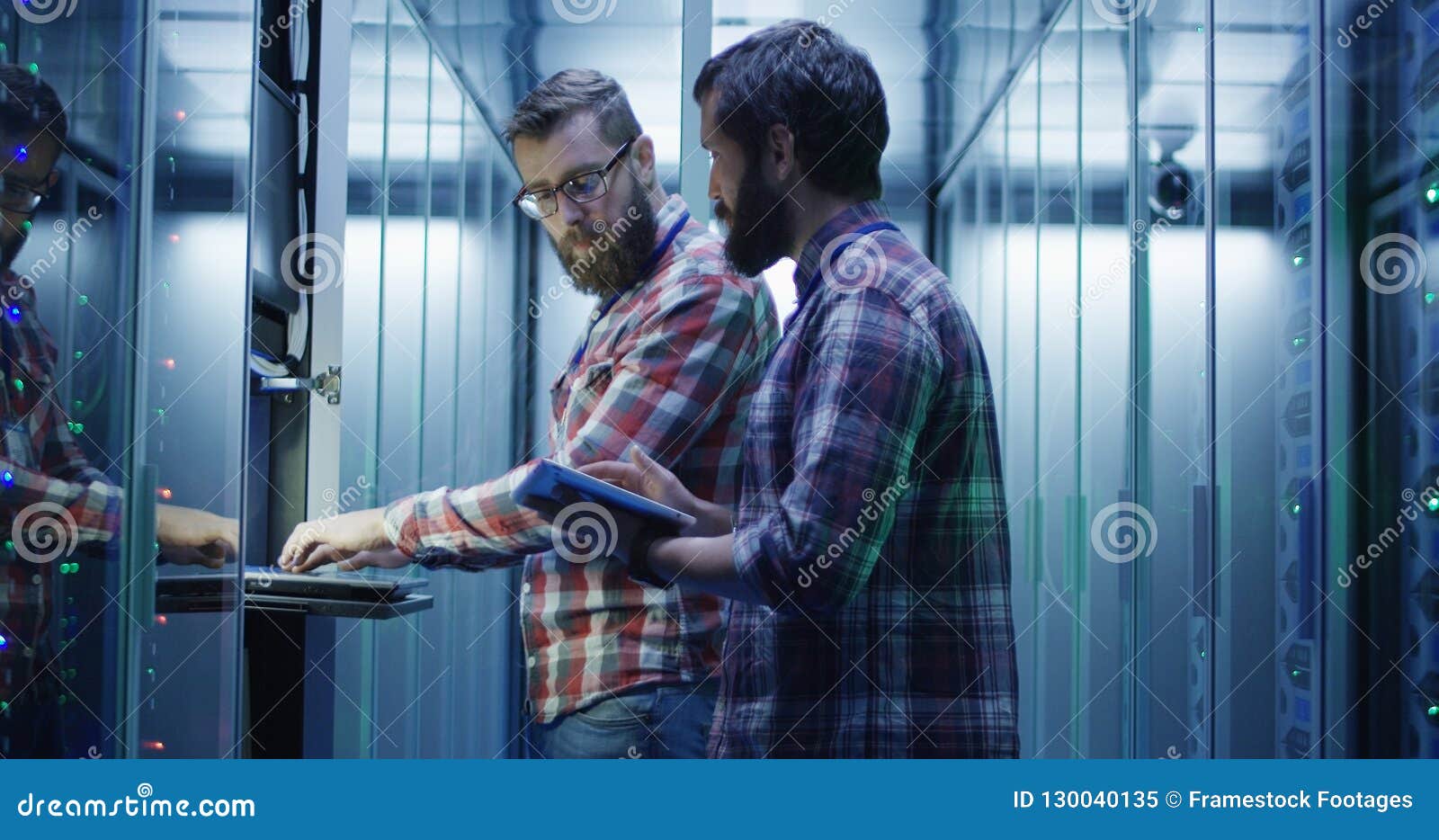 Coworking Adult Men Diagnosing Server Hardware Stock Image - Image of ...