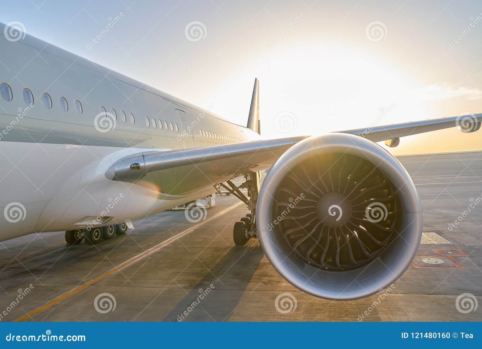 Wing with engine stock photo. Image of aircraft, journey - 121480160