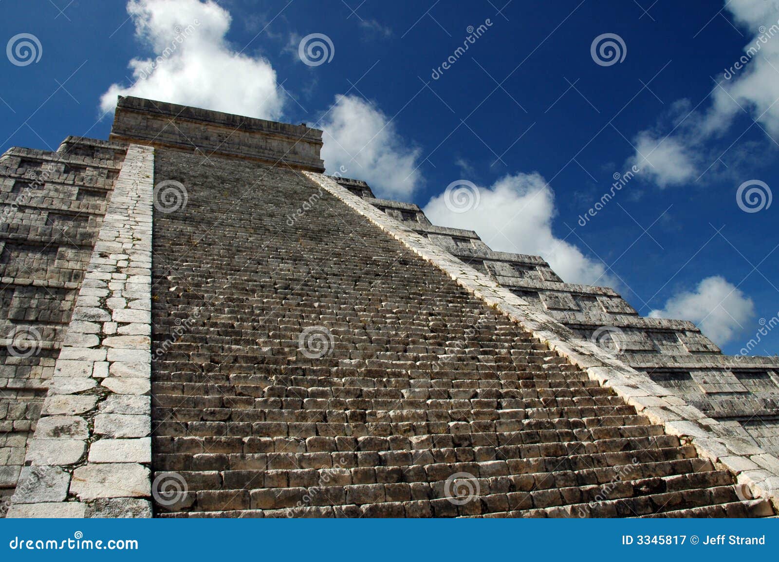 View of Ancient Mayan Pyramid Stock Image - Image of ancient, ruins ...