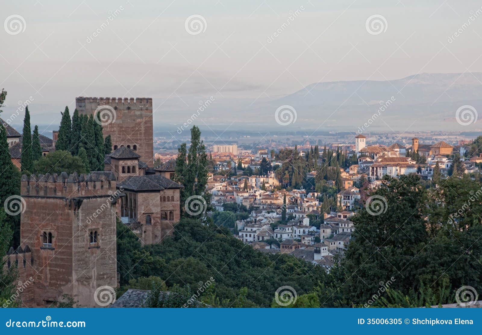 View of the Arab Quarter in Granada Stock Image - Image of traditional ...