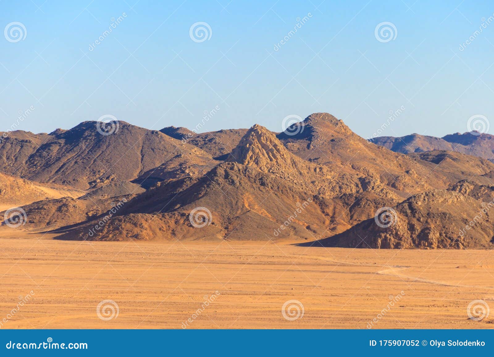 View of Arabian Desert and Mountain Range Red Sea Hills in Egypt Stock ...