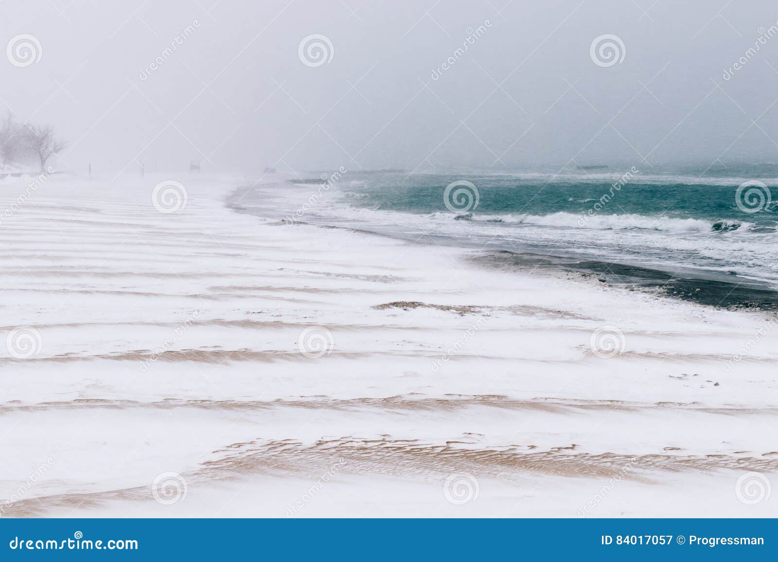 View of the Beach in the Winter Stock Image - Image of sand, freeze ...