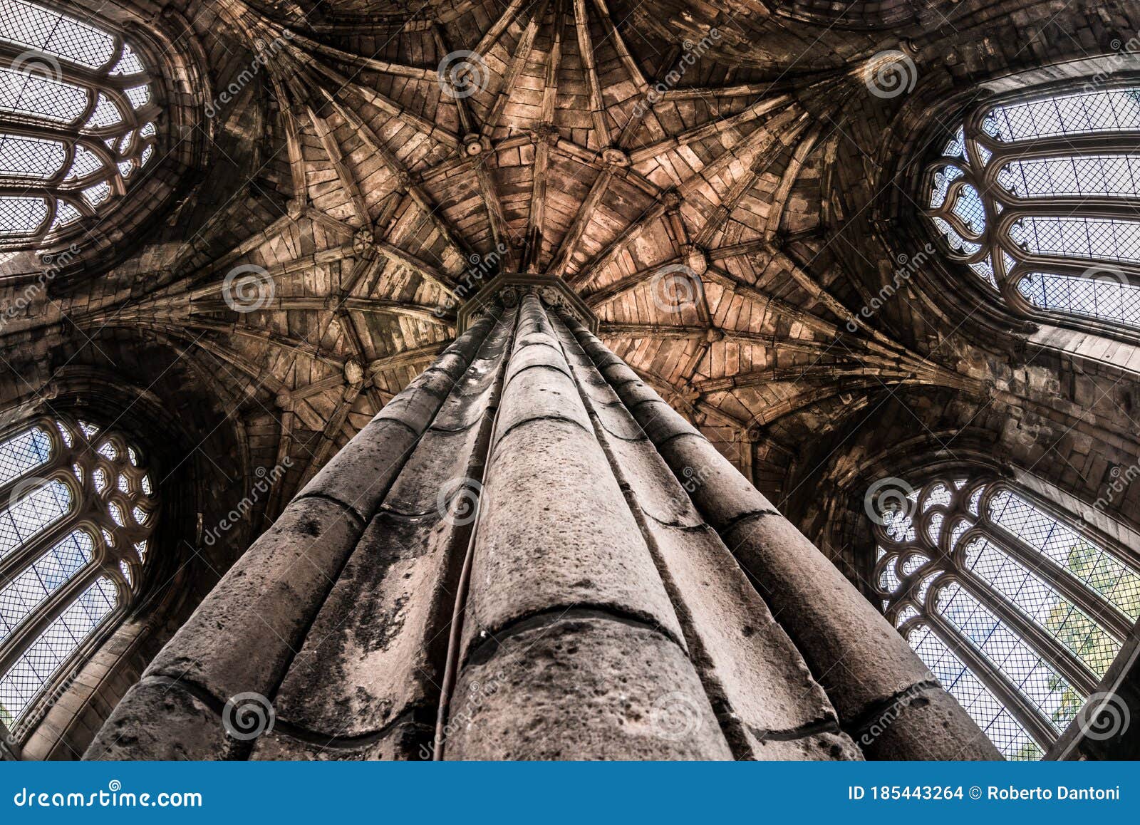 View from Below of a Stone Pillar in Elgin Cathedral Editorial Stock ...