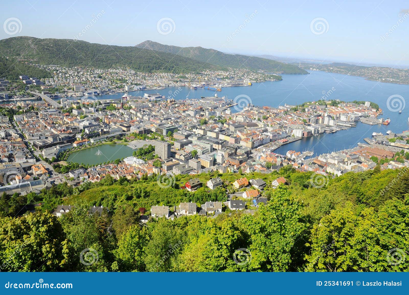 View of Bergen from Mount Floyen Stock Image - Image of harbor, horizon ...
