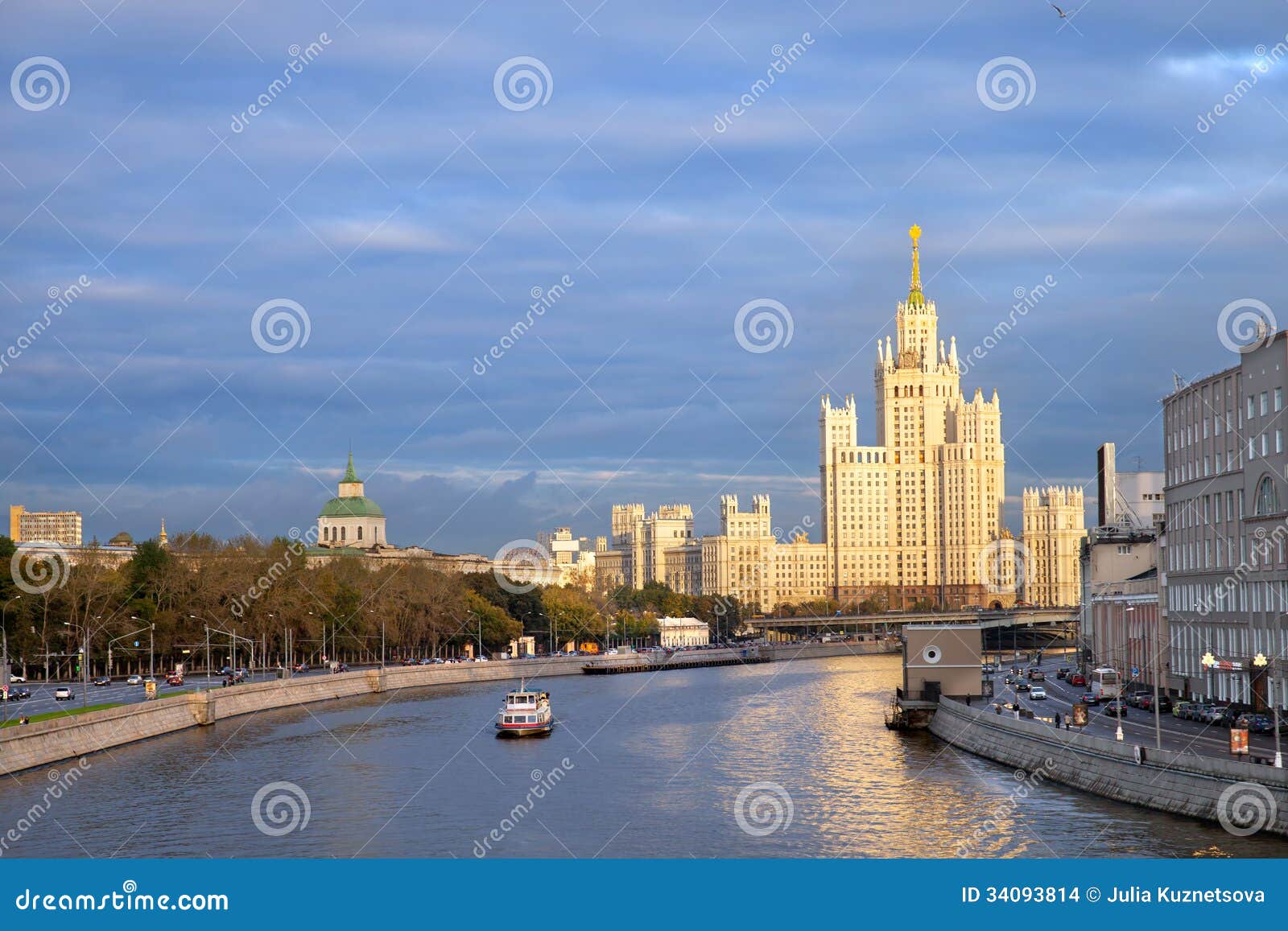 The View from Big Moskvoretsky Bridge on Moscow River Stock Photo ...