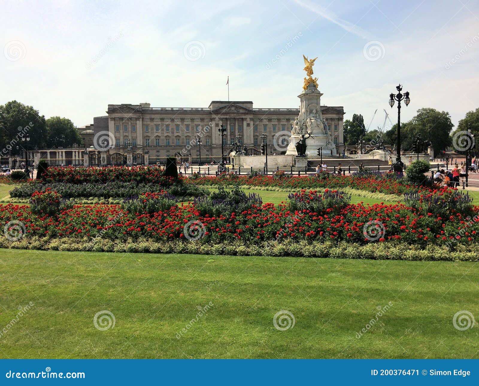 A View of Buckingham Palace in London Stock Image - Image of august ...