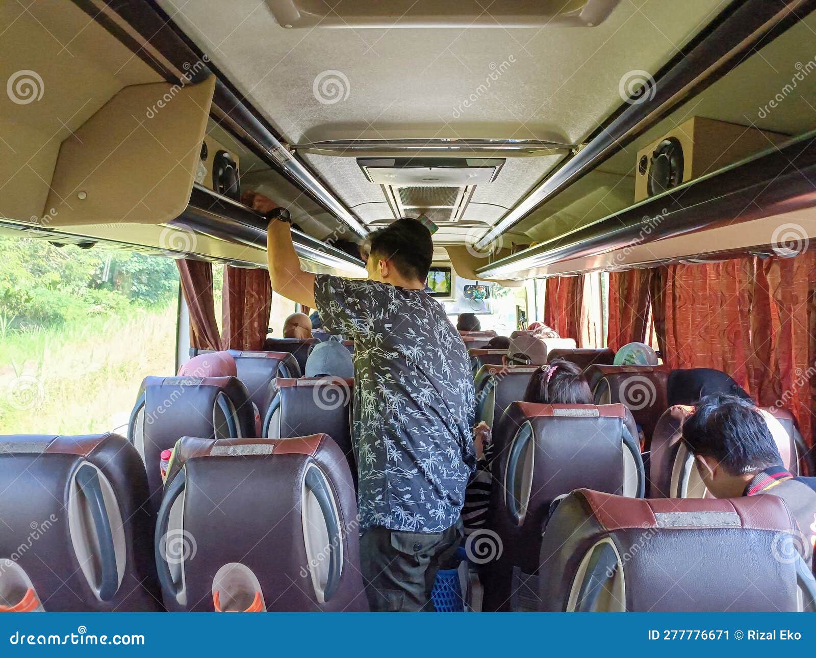 View of a Bus Full of Passengers Editorial Photo - Image of passenger ...