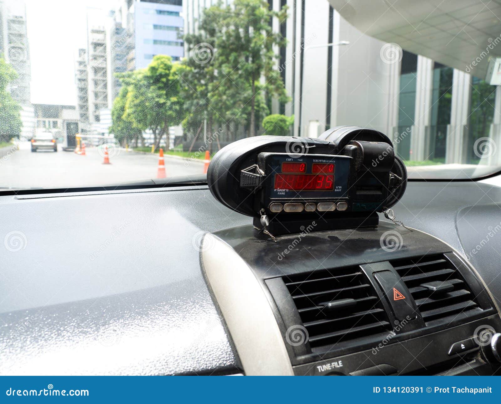 View From Cab With Meter Display Time, Distance And Fare In Dashboard ...