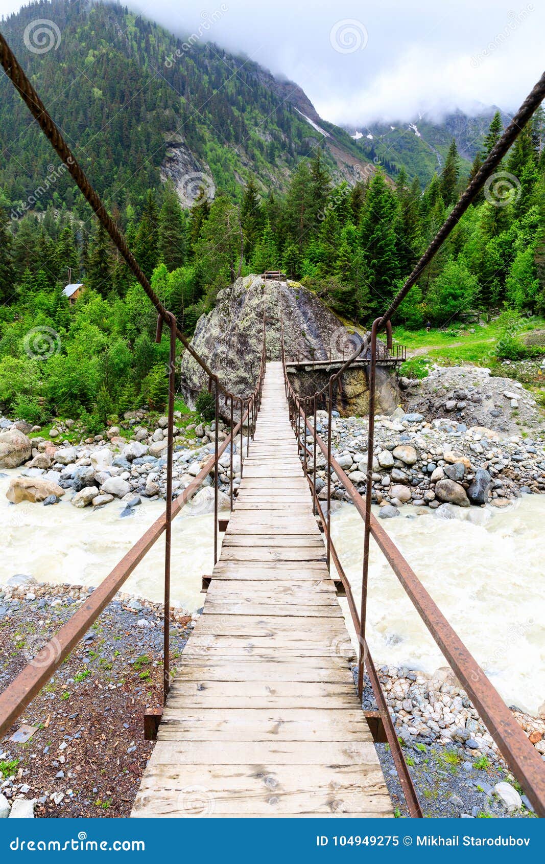 Cable Pedestrian Bridge Stock Photos - Download 2,358 Royalty Free Photos