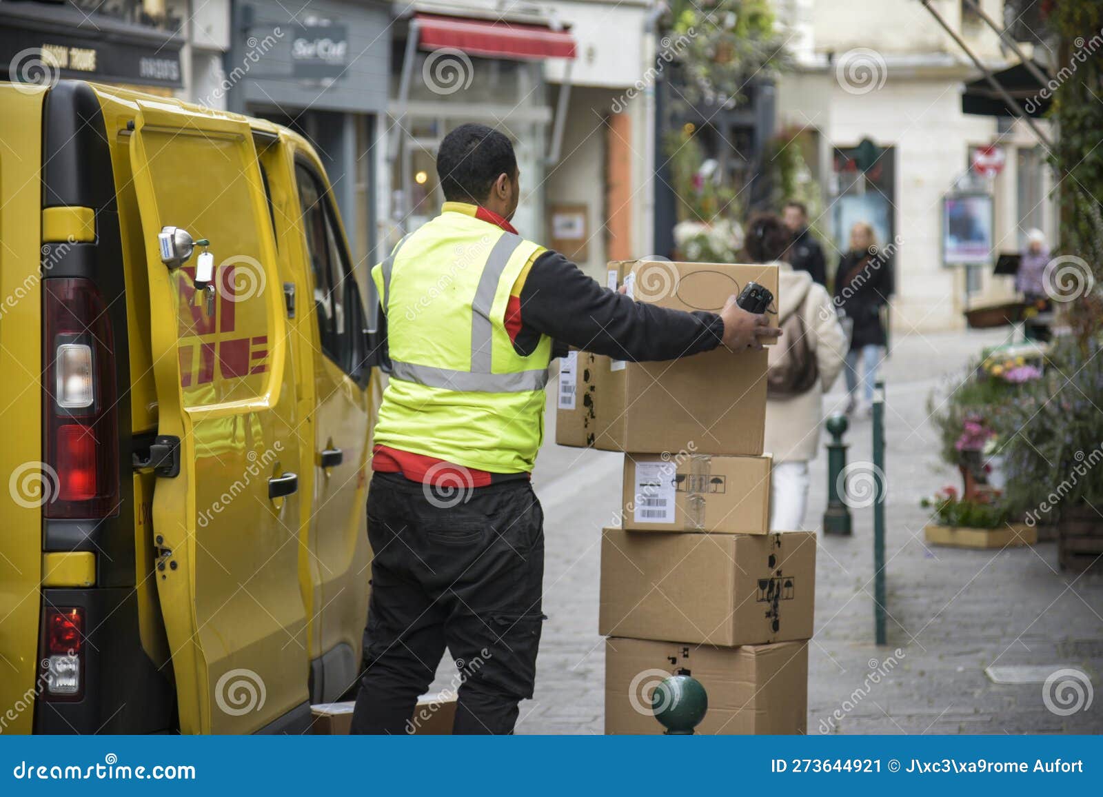 View of a Carrier Making a Delivery Editorial Photo - Image of city ...