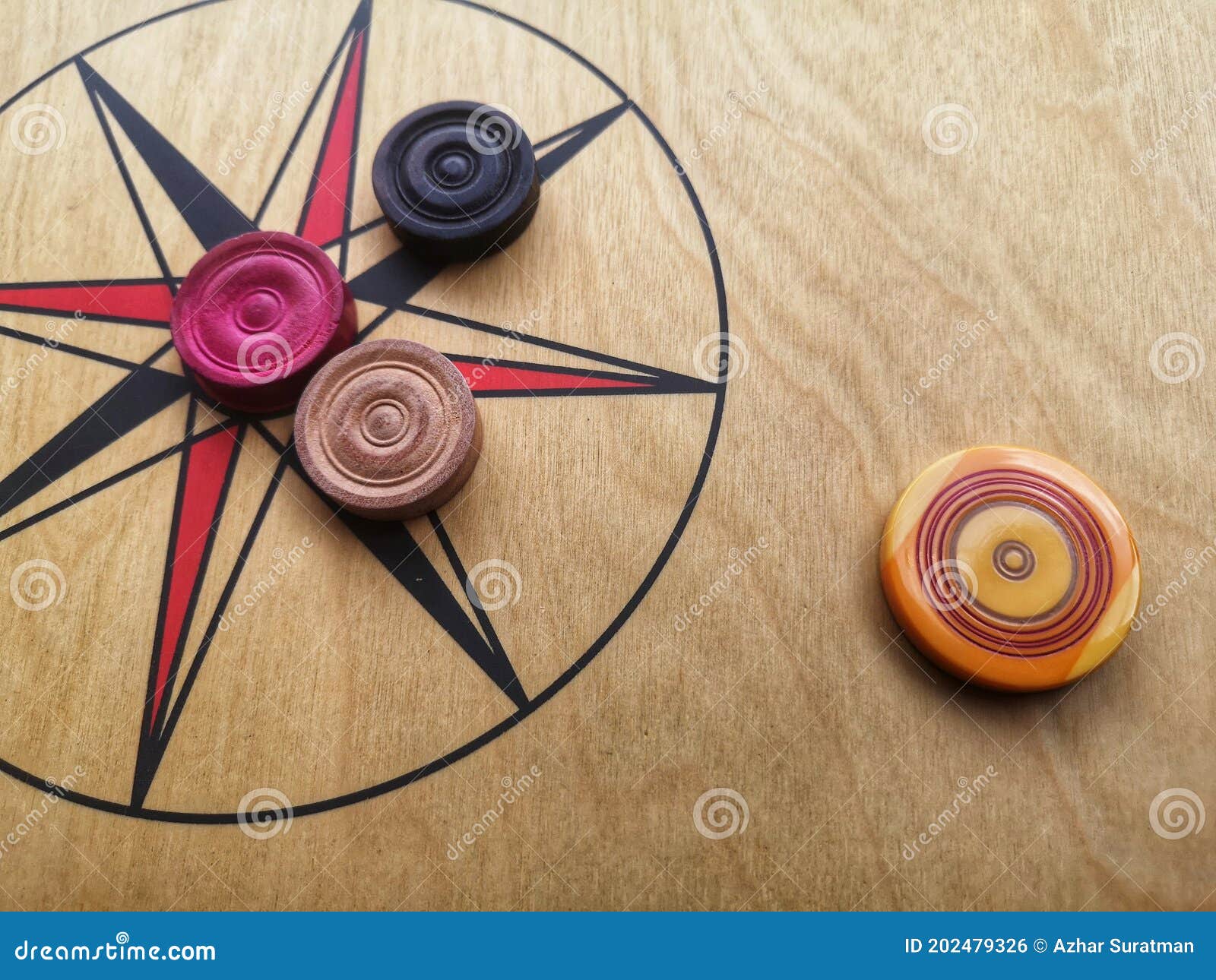 View a Carrom Striker and Carrom Men Balls on the Carrom Board. Play ...