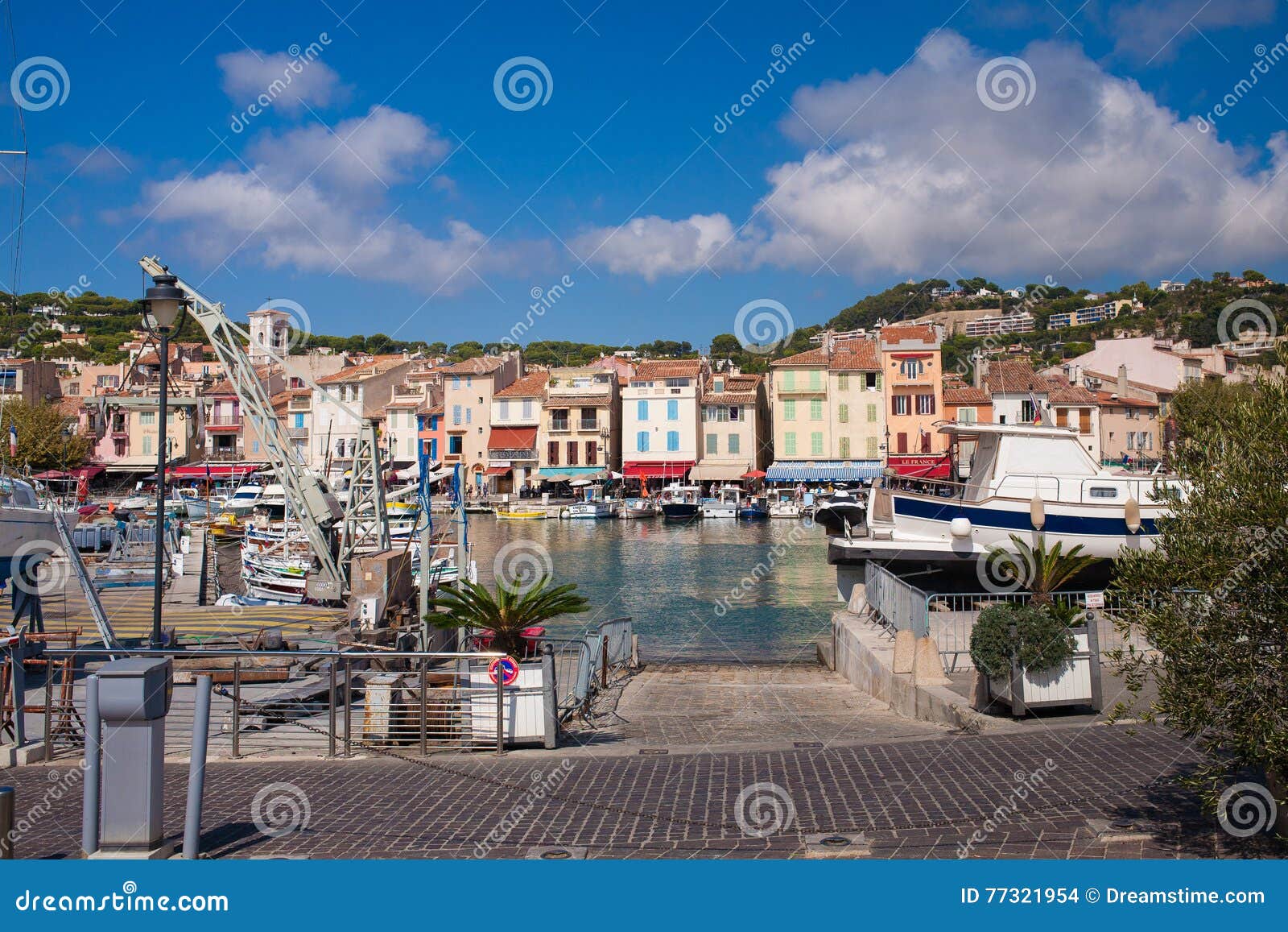 View on Cassis harbour editorial stock image. Image of city - 77321954
