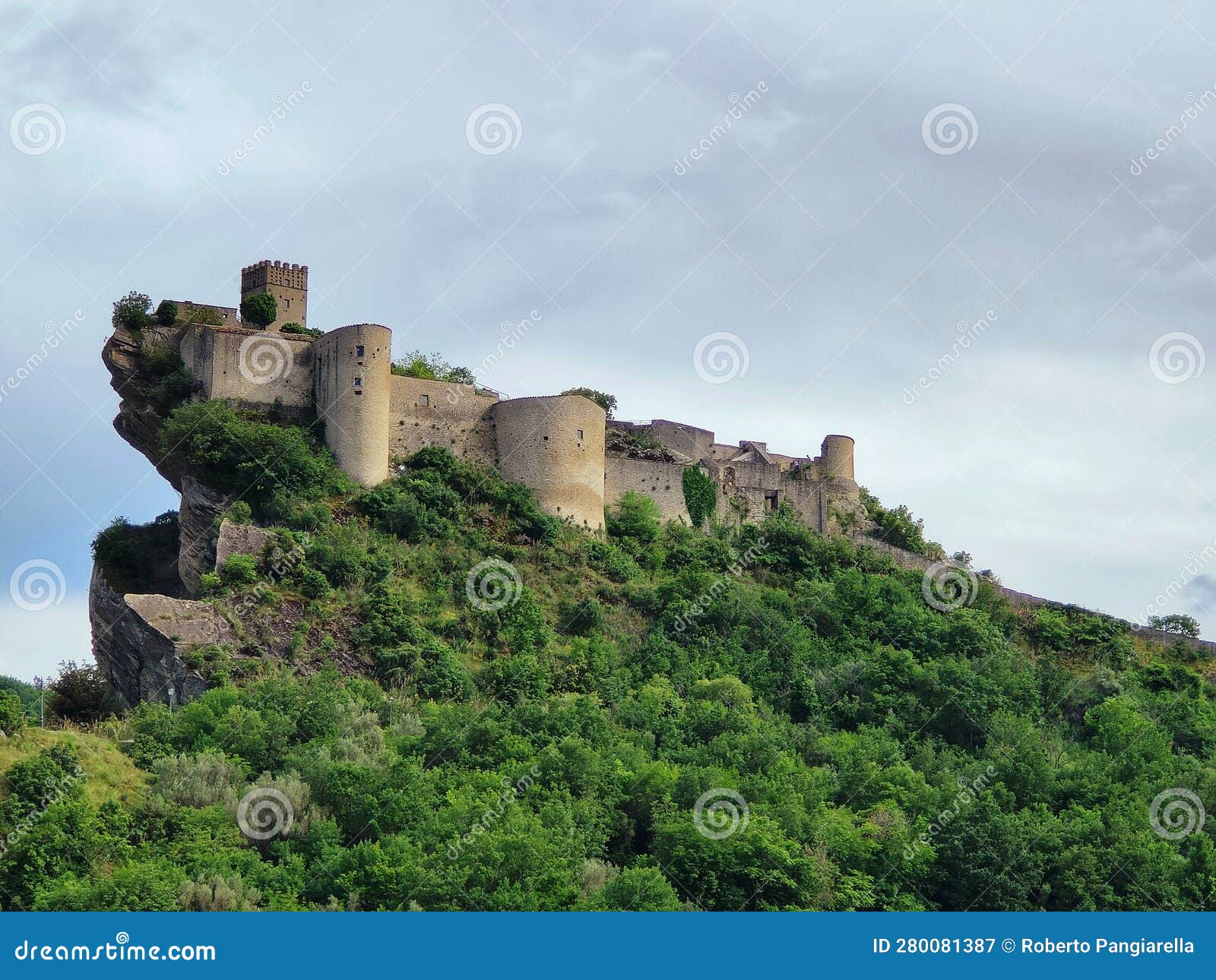 View of the Castle of Roccascalegna in Abruzzo Stock Image - Image of ...