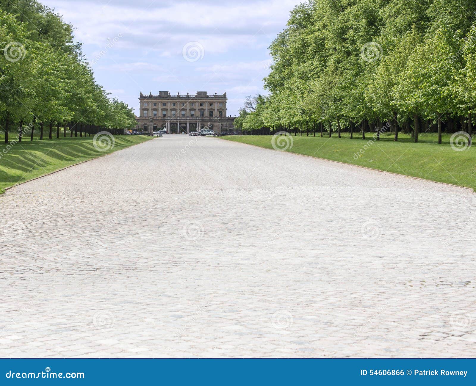 View of Cliveden House editorial photo. Image of lined - 54606866
