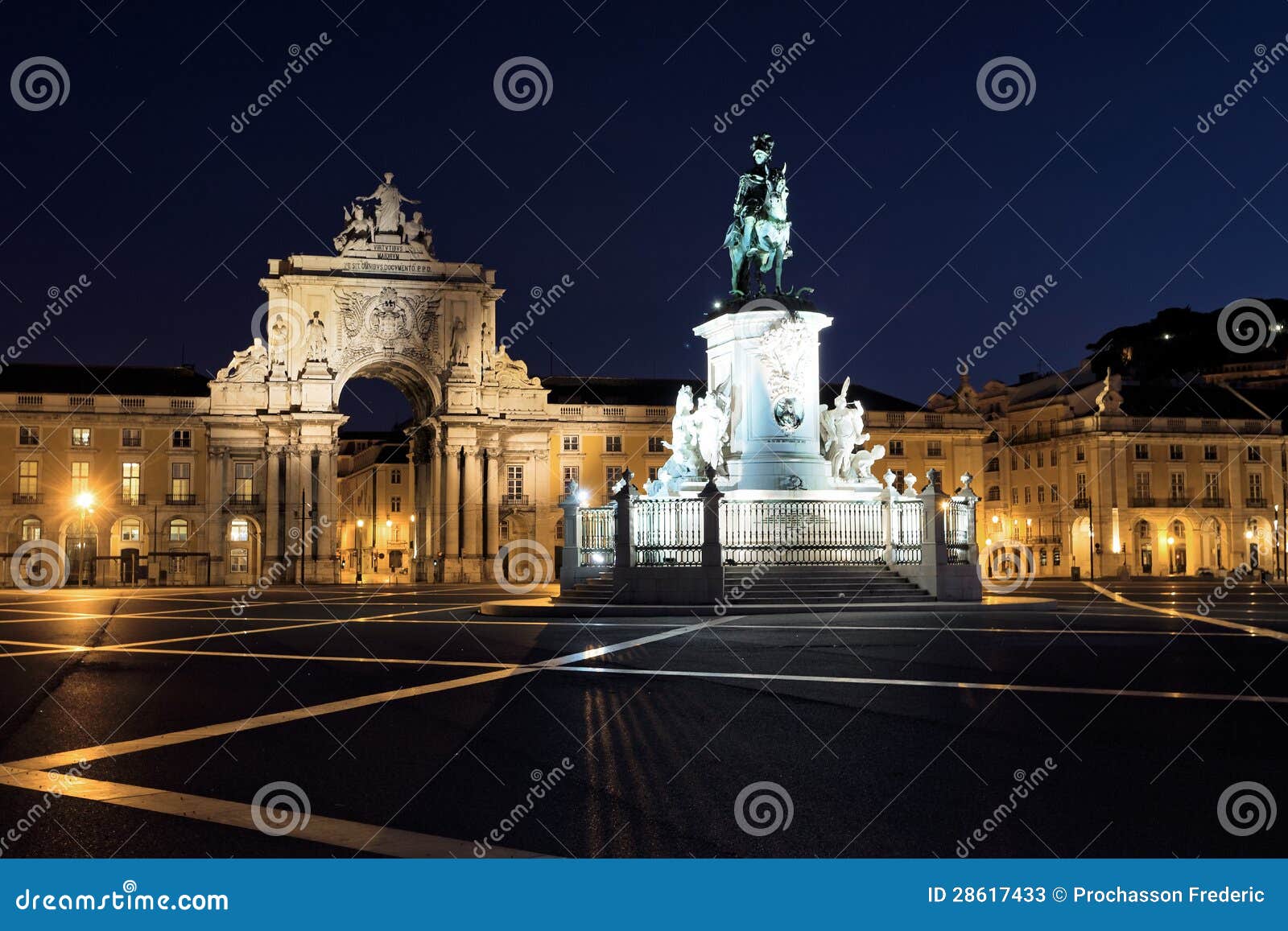 View of Commerce Square by Night Stock Image - Image of columns, paco ...