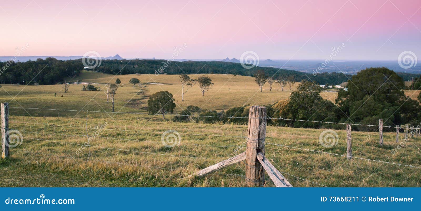 Mount Mee Stock Photos - Free & Royalty-Free Stock Photos from Dreamstime