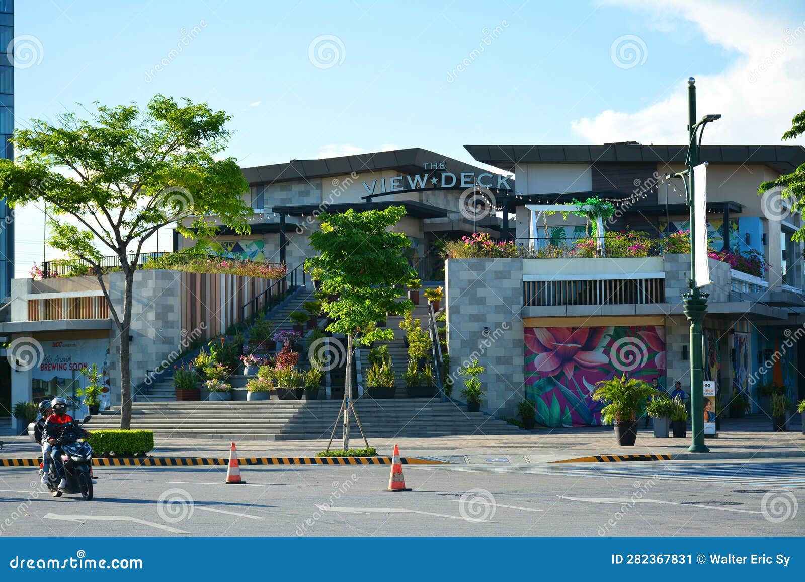 The View Deck Facade at Arcovia City in Pasig, Philippines Editorial ...