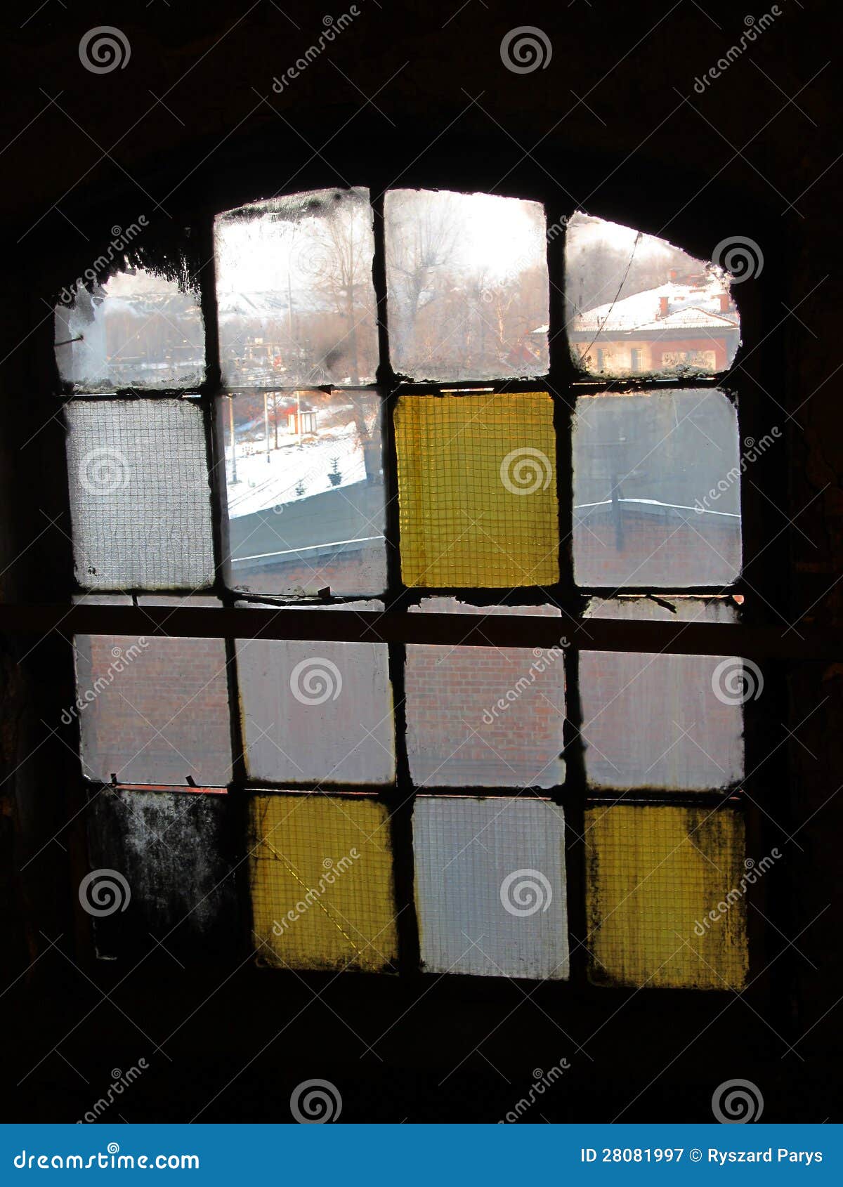 View through the Dirty Window Stock Image - Image of damage, view: 28081997