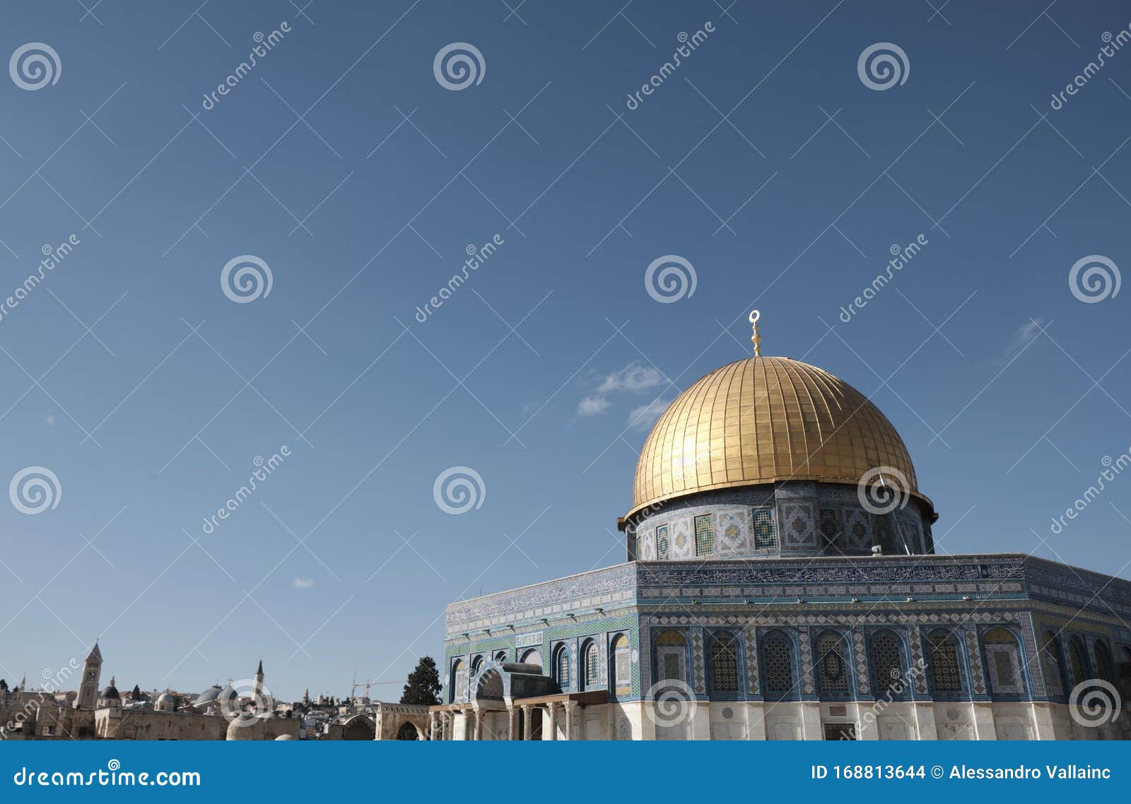 View of Dome of the Rock and Dome of the Chain on the Temple Mount in ...