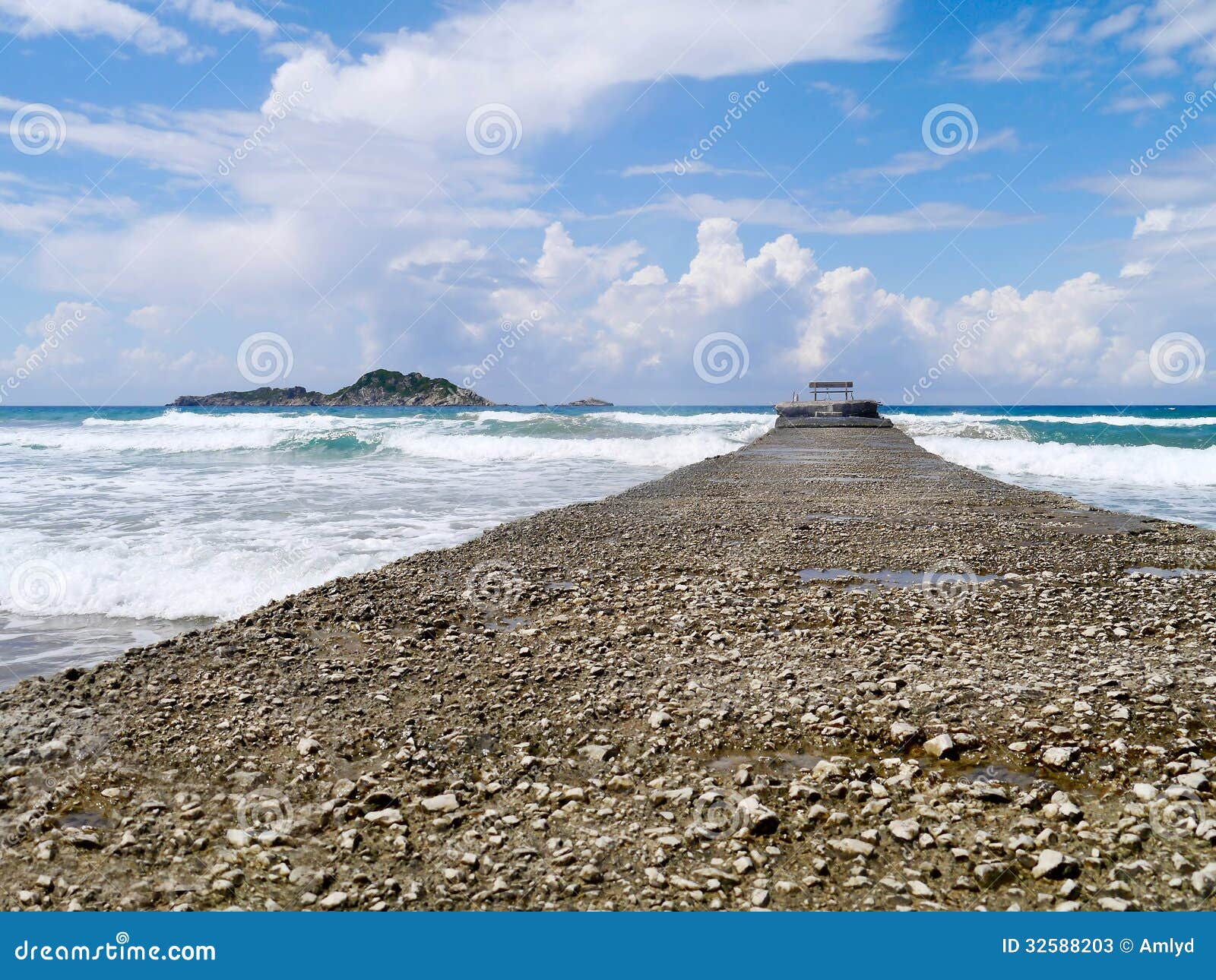 View Down Short Jetty To the Sea Stock Image - Image of pier ...