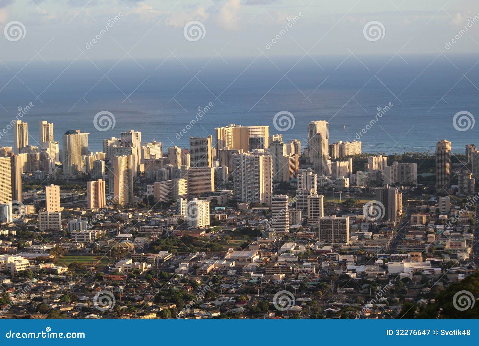 View of Downtown Honolulu stock image. Image of district - 32276647