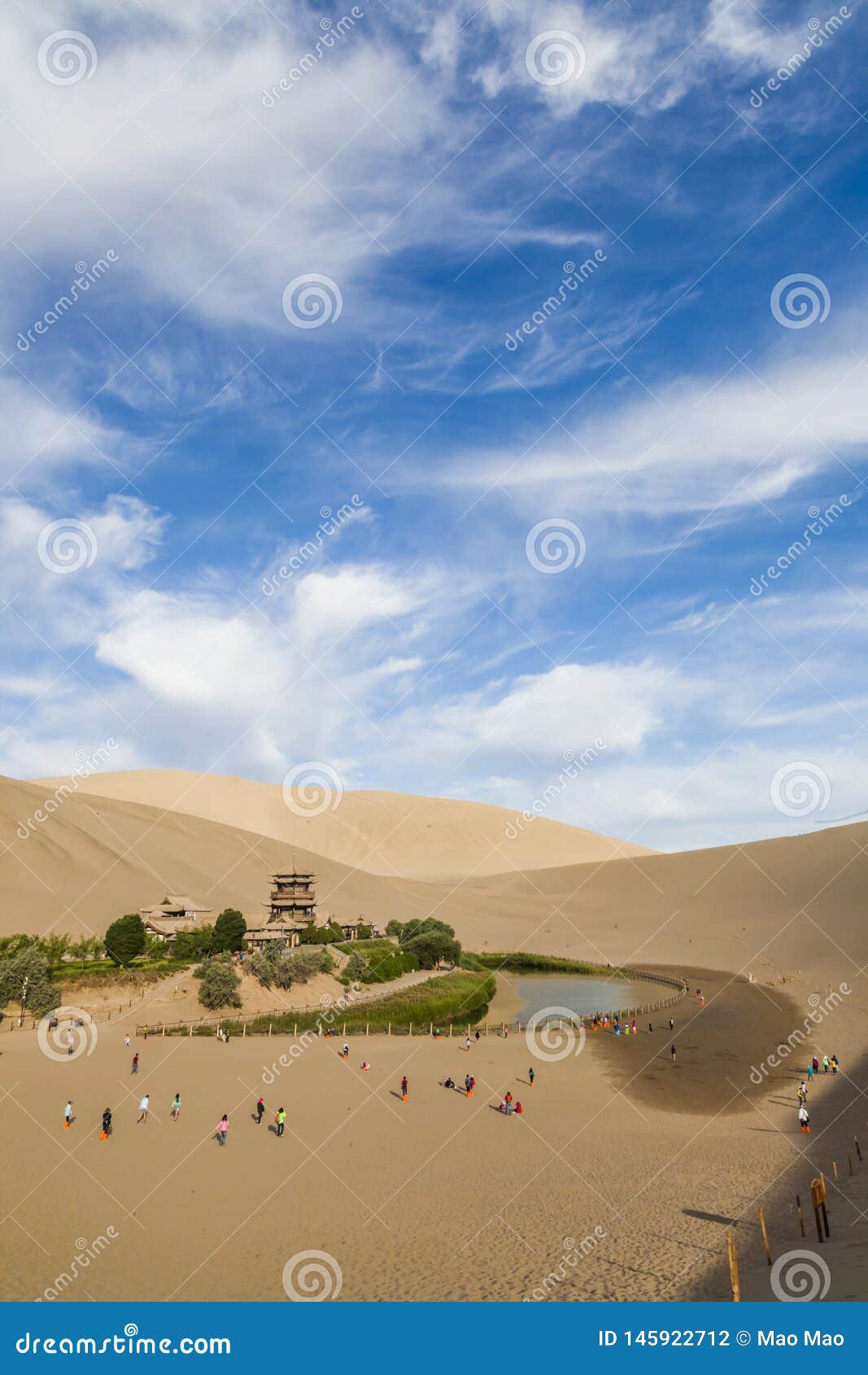 View of Dunhuang Crescent Moon Spring, Gansu, China Stock Photo - Image ...