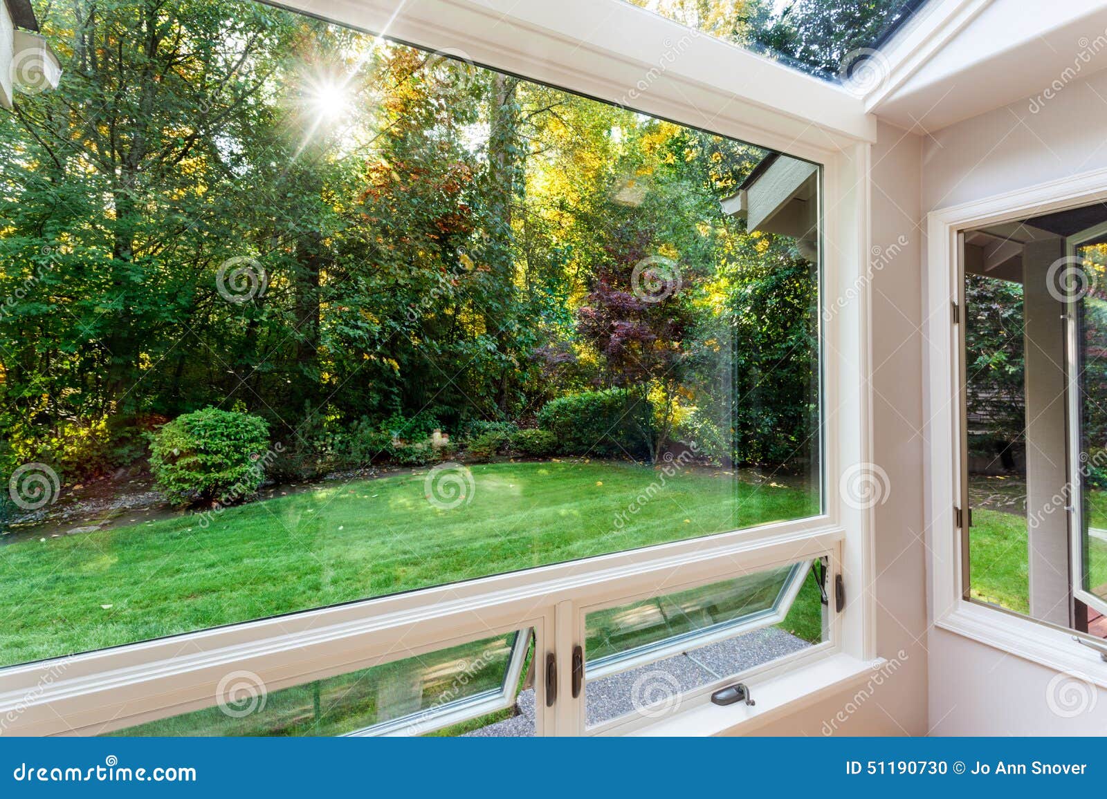 View of early morning sun stock photo. Image of autumn - 51190730