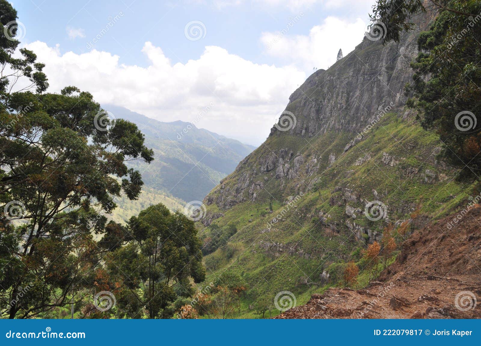 View from Ella Rock in Sri Lanka Stock Image - Image of trail, hike ...