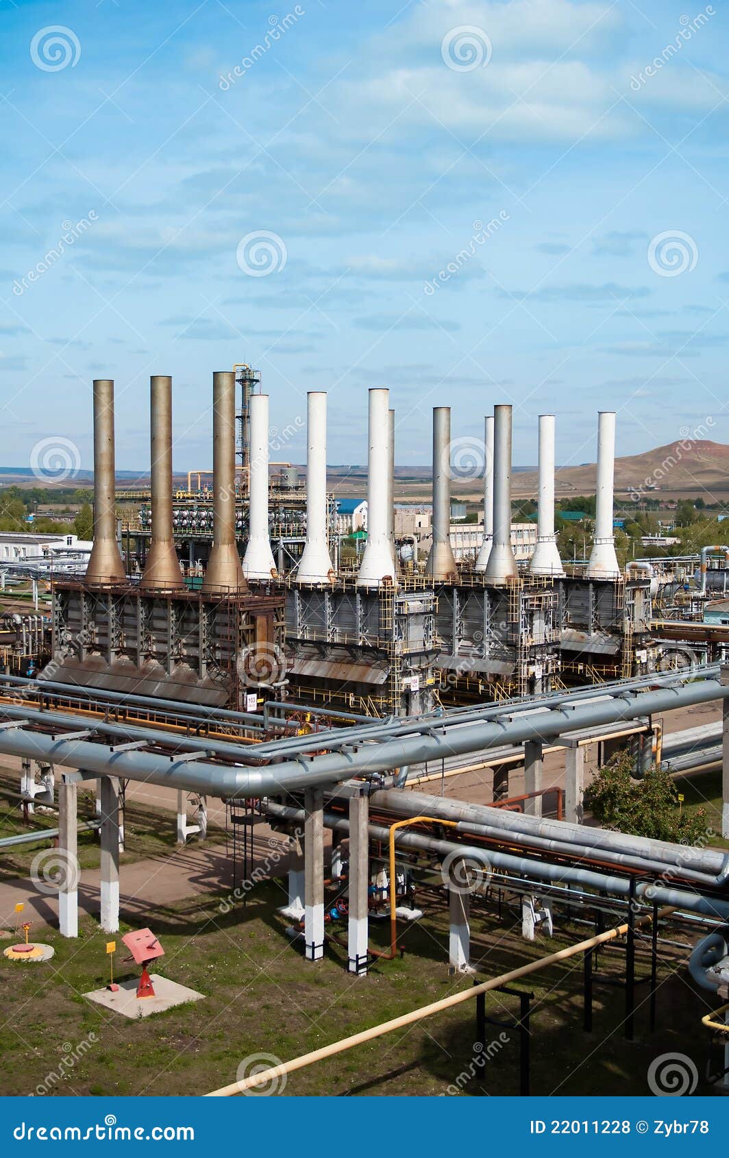 View Gas Processing Factory Stock Photo - Image of supply, climate ...