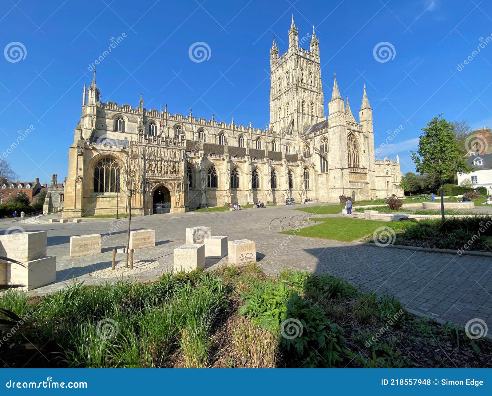 A View of Gloucester Cathedral Editorial Stock Photo - Image of eveing ...