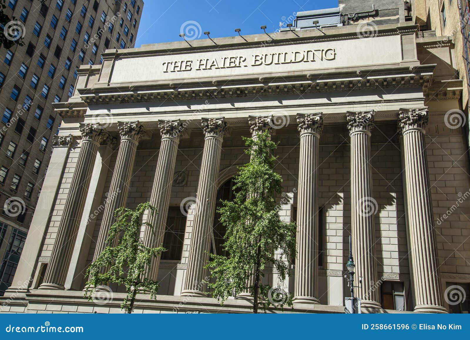 The Haier building editorial photo. Image of manhattan - 258661596