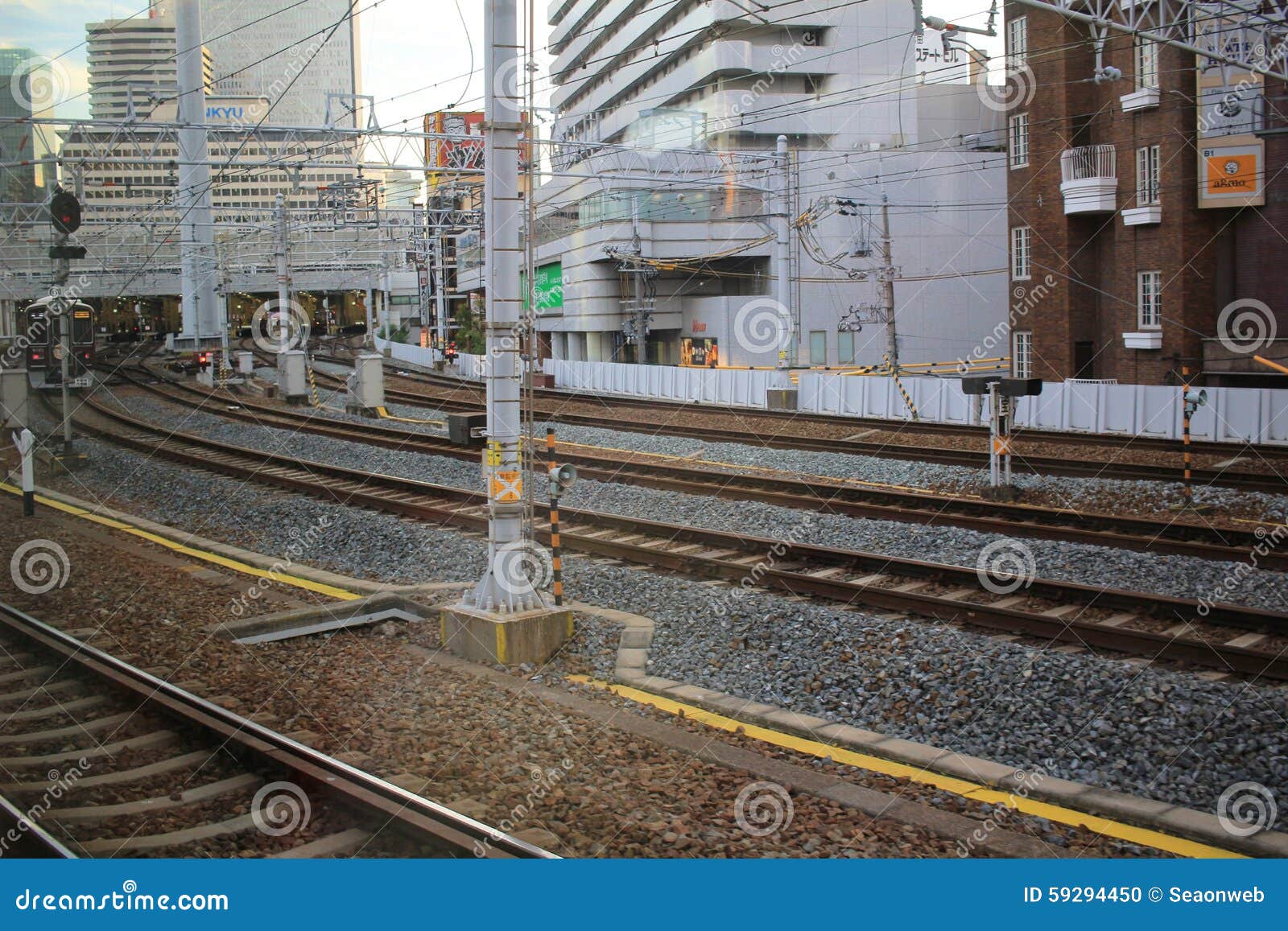 View of Hankyu Kobe Line editorial image. Image of umeda - 59294450