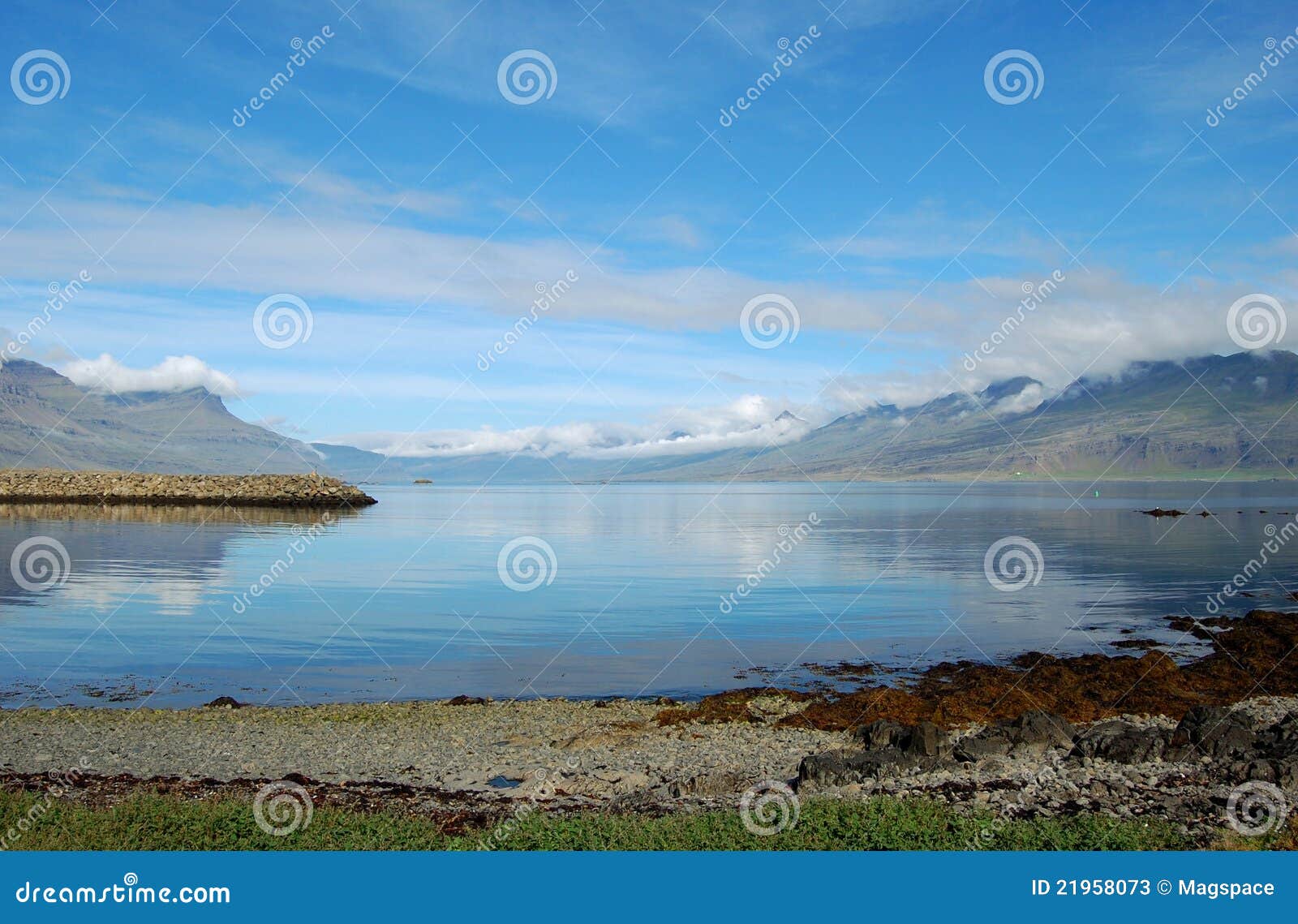 View on the Icelandic bay stock image. Image of scenic - 21958073