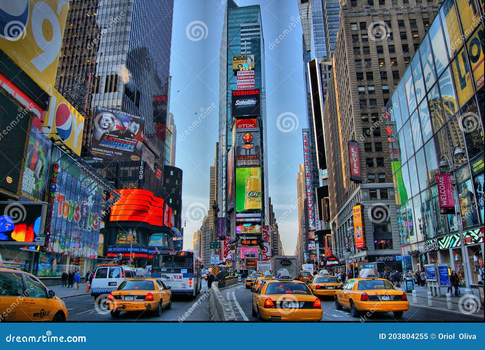 View of the Iconic Buildings of Manhattan (New York) Editorial Image ...