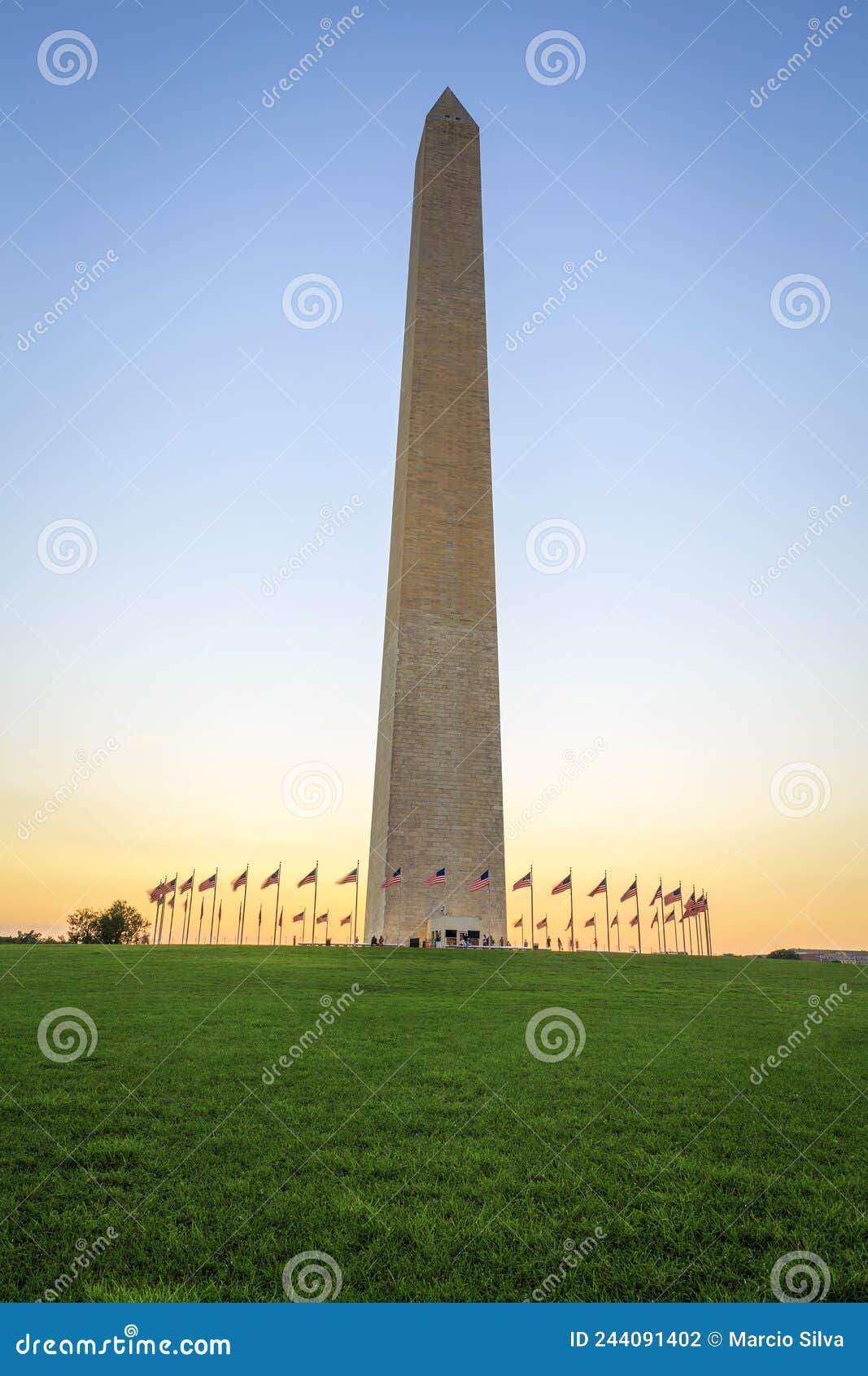 The Washington Monument in DC Editorial Photography - Image of cloud ...
