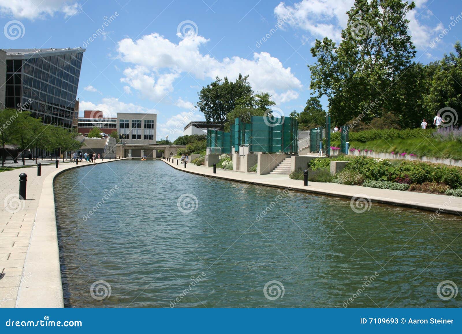 View of Imax Theatre Indiana Stock Image - Image of theatre, 2007: 7109693