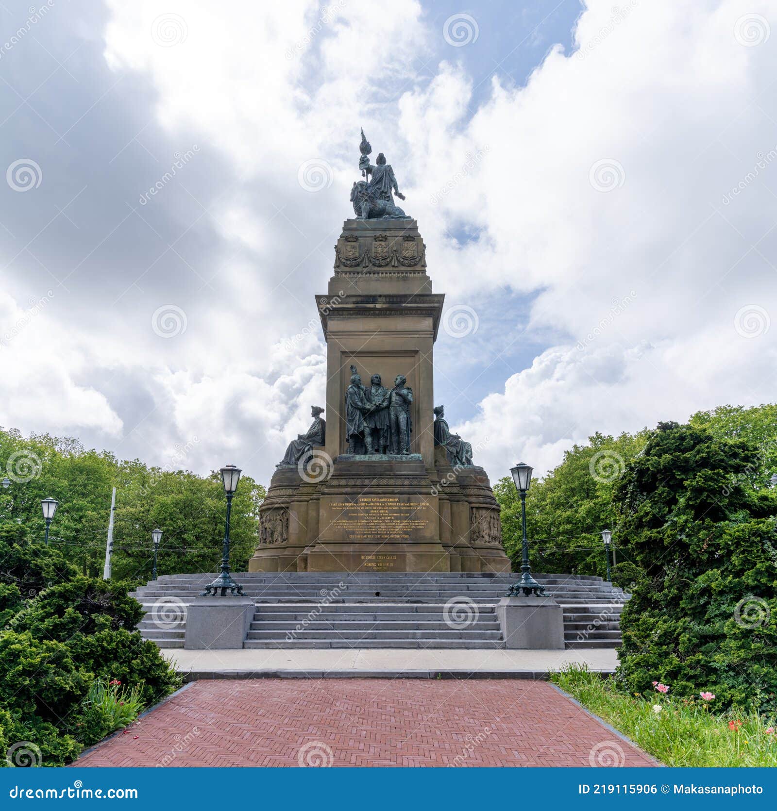 View of the Independence Monument in Den Haag Editorial Photo - Image ...