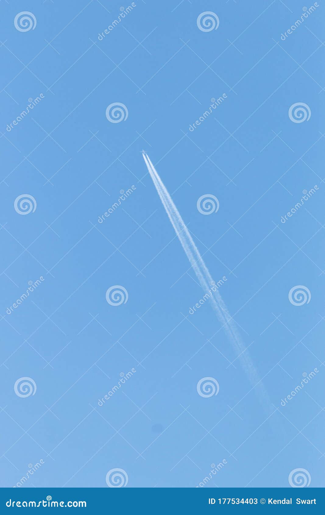A View of the Jet Stream Leading of an Airoplane Stock Image - Image of ...