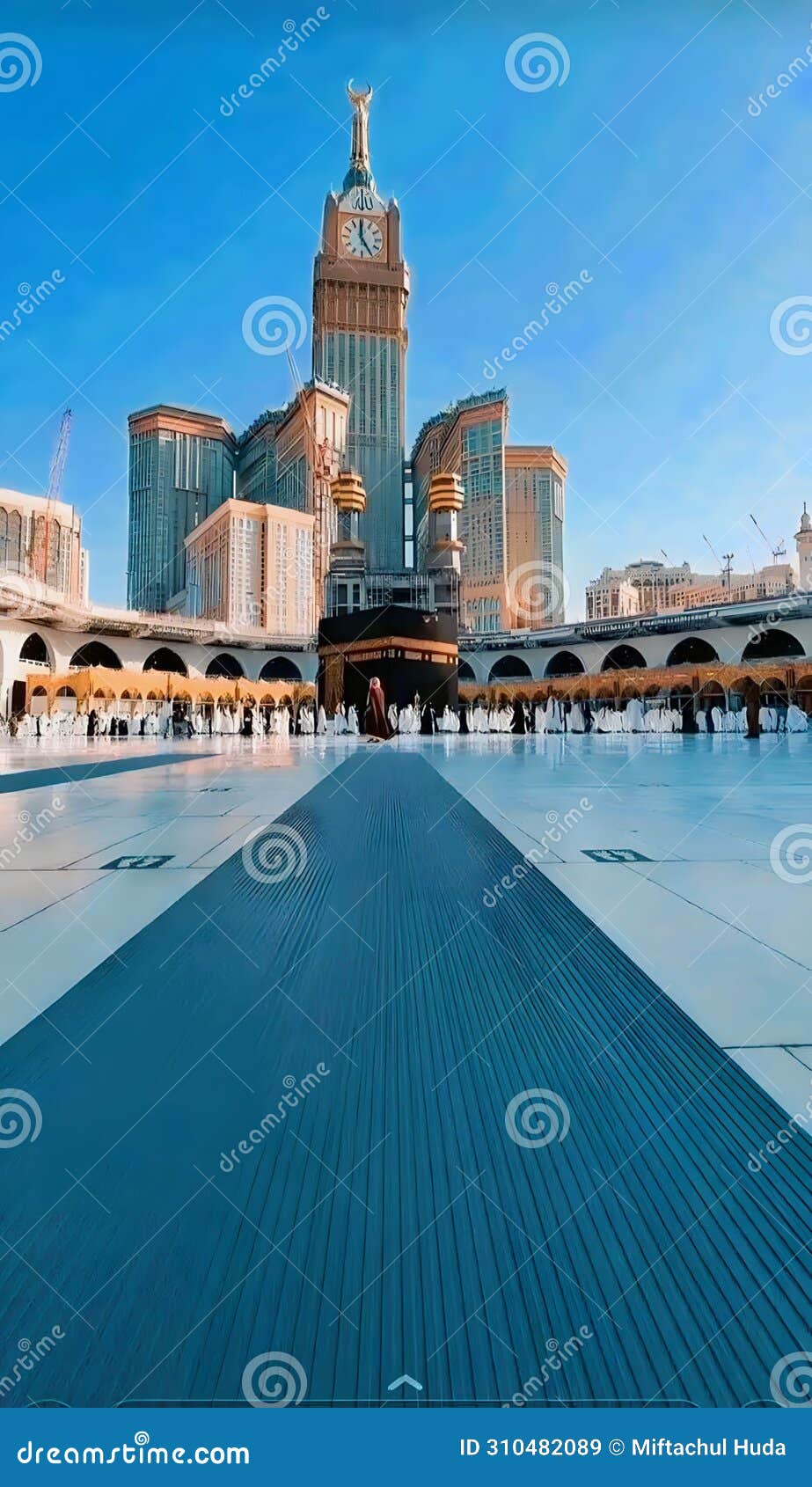 View of the Kaaba editorial stock image. Image of makkah - 310482089