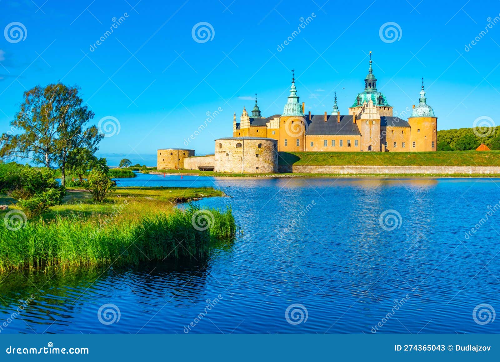 View of Kalmar Castle in Sweden Editorial Stock Photo - Image of ...