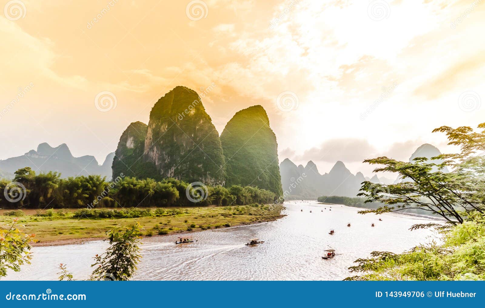 View on Karst Mountains and Limestone Peaks of Li River in China Stock ...