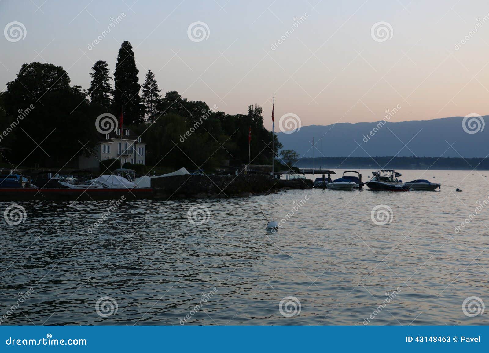 View on the lake Leman stock image. Image of center, geneva - 43148463