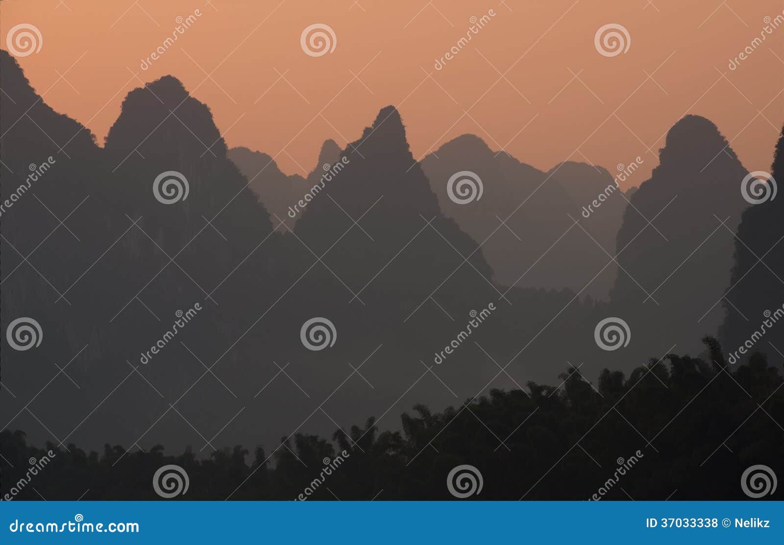 View of Li River at Xingping Stock Photo - Image of raft, guilin: 37033338
