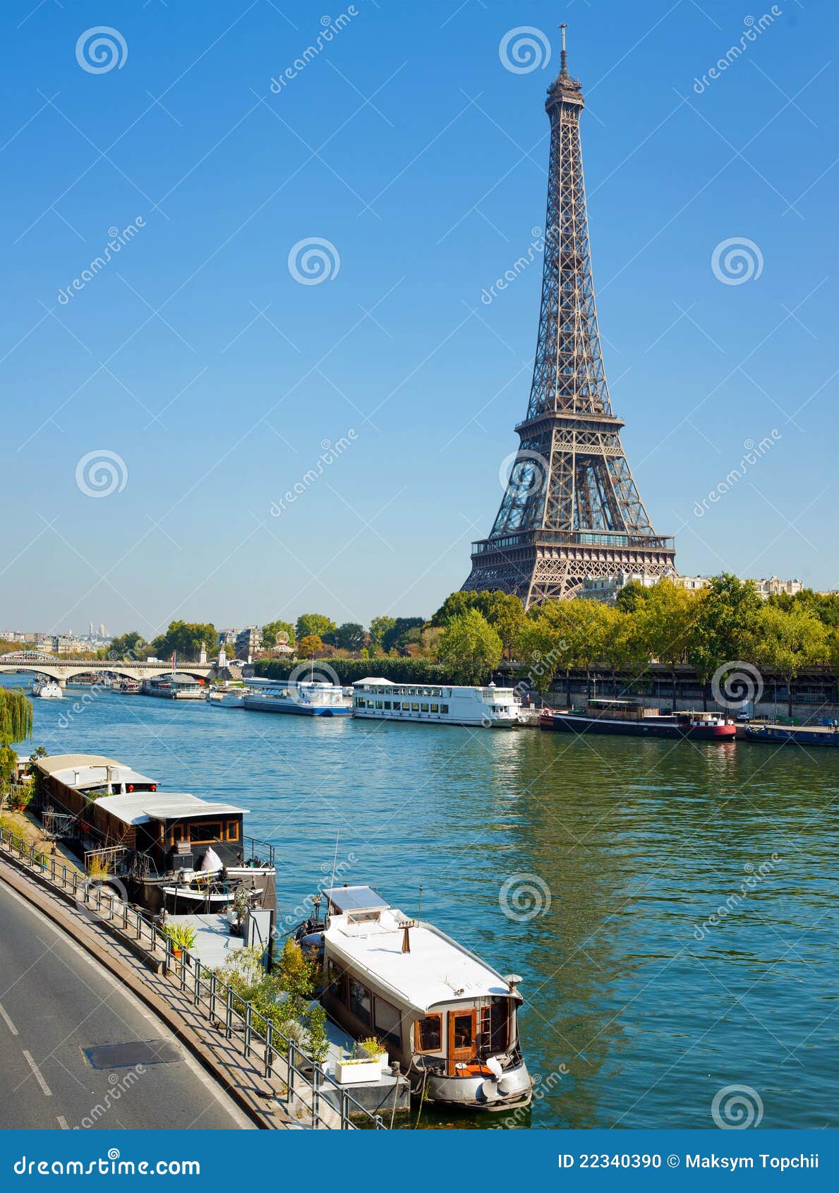View of a Living Barge on the Seine in Paris Stock Photo - Image of ...