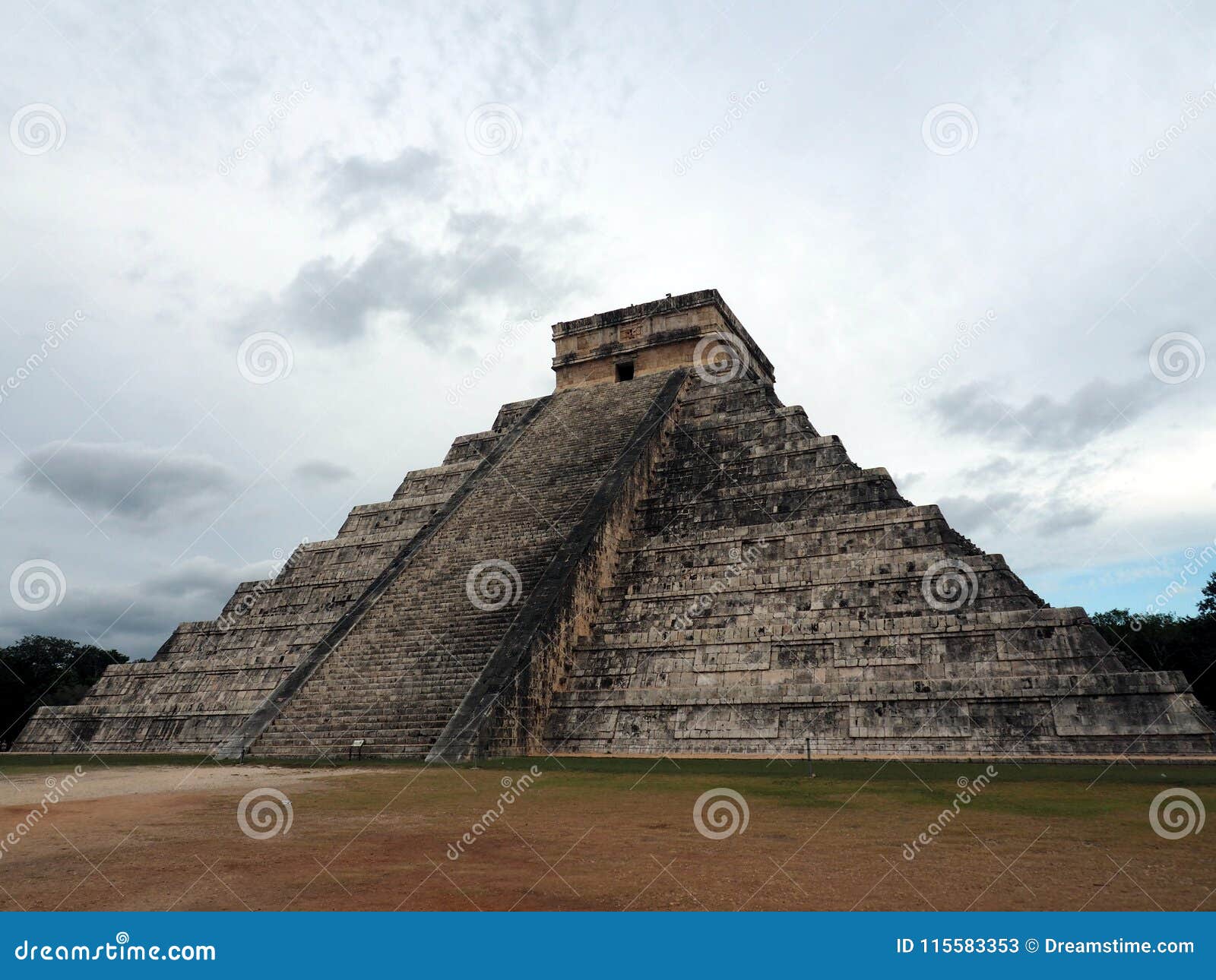 The Castle, the Pyramid of Chichen Itza. Stock Image - Image of complex ...