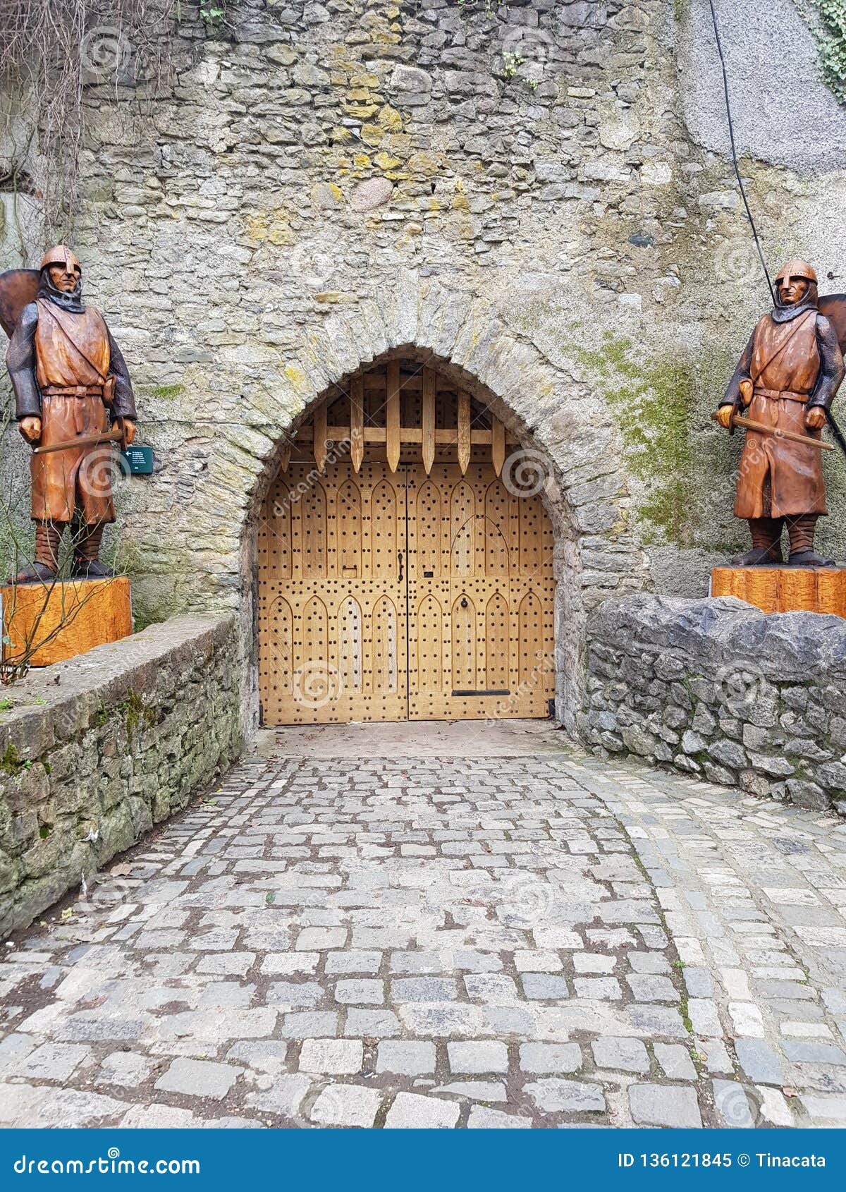 Malahide castle gate editorial image. Image of gate - 136121845