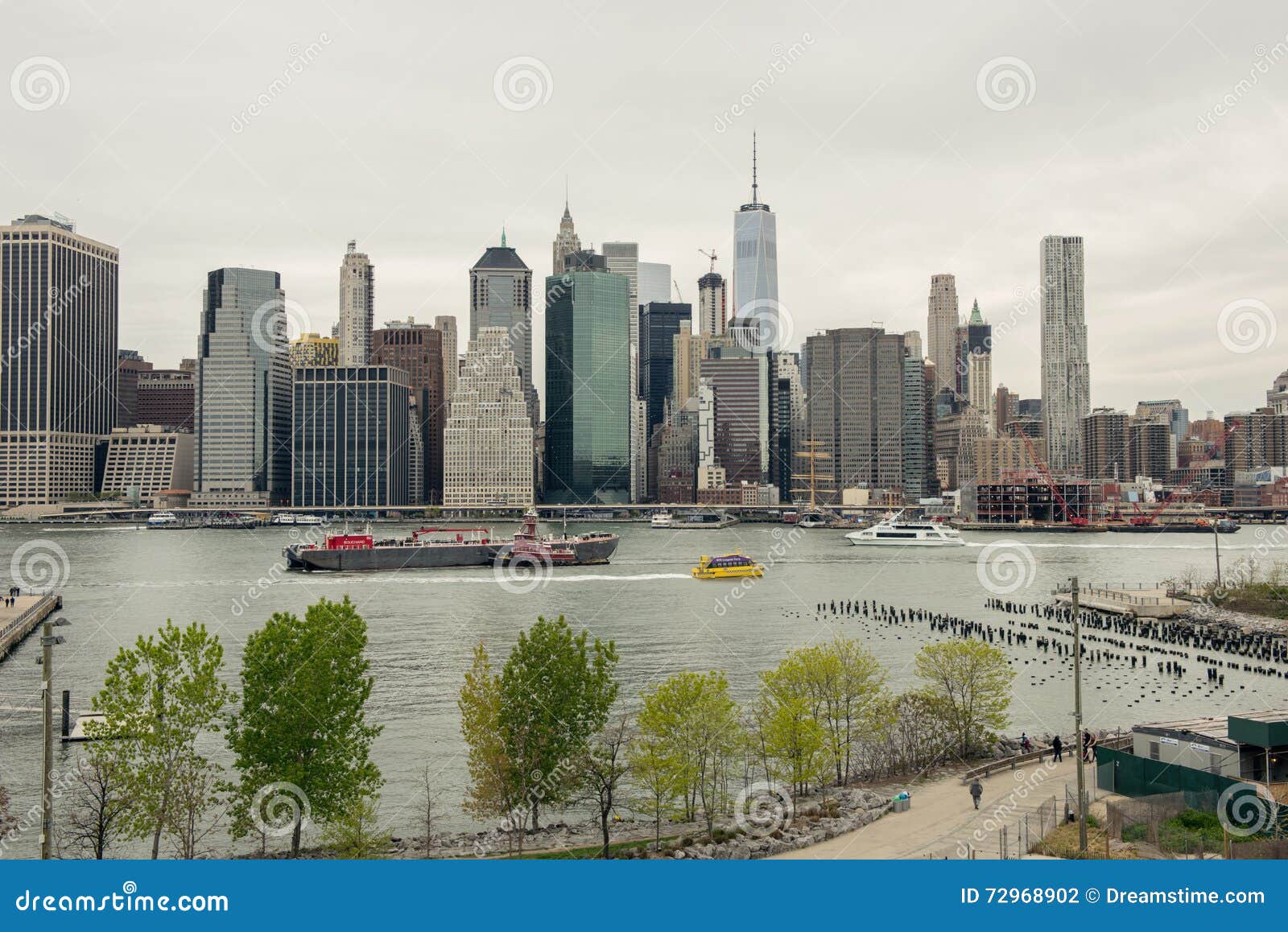 View of the Manhattan Skyline from Brooklyn Heights in Brooklyn, New ...